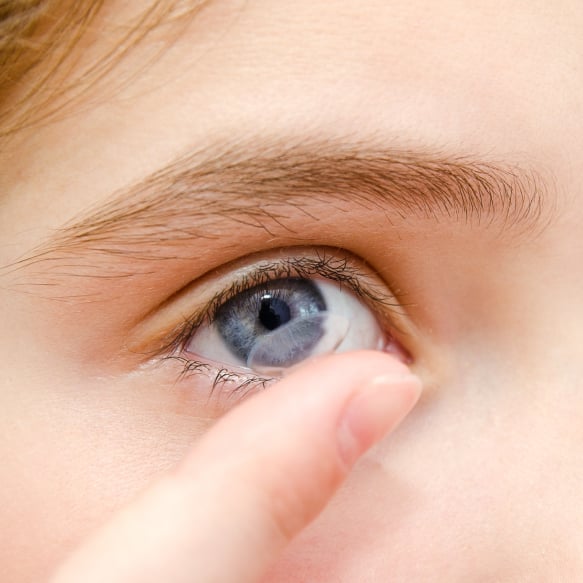 10 Signs Your Child Needs Glasses | Warby Parker