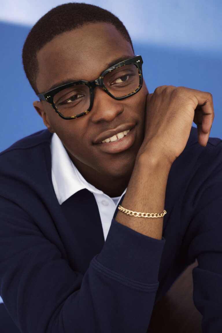 Trendy Eyeglasses: What Makes Frames Stylish Now